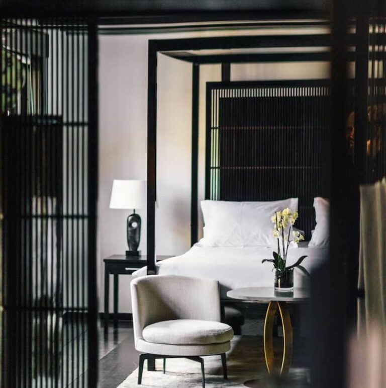 George Marina Amsterdam; Oysters, Wine and Fine Dining